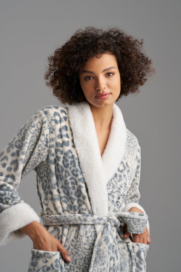 Buy Cashmere Leopard Faux Fur Collar Robe in Silver White Online | NATORI