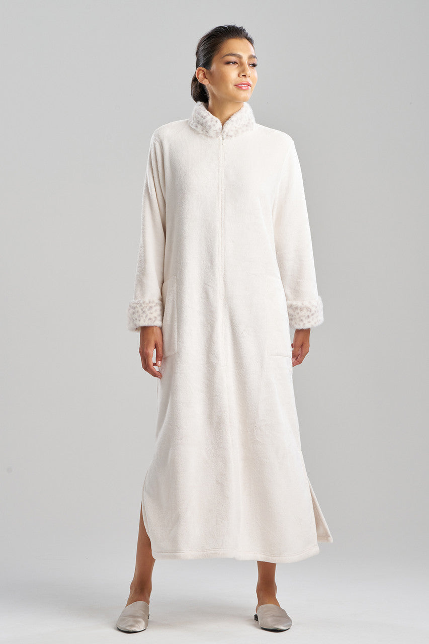 Buy Plush Lynx Mandarin Zip Lounger in Zen White Online | NATORI