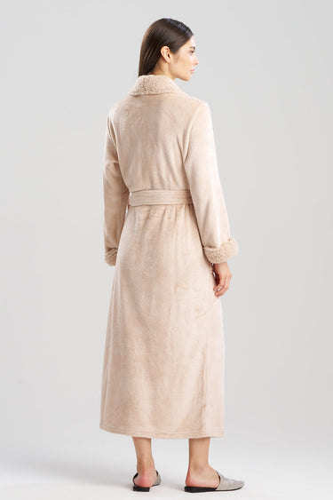Buy Plush Sherpa Robe in Beige Online | NATORI